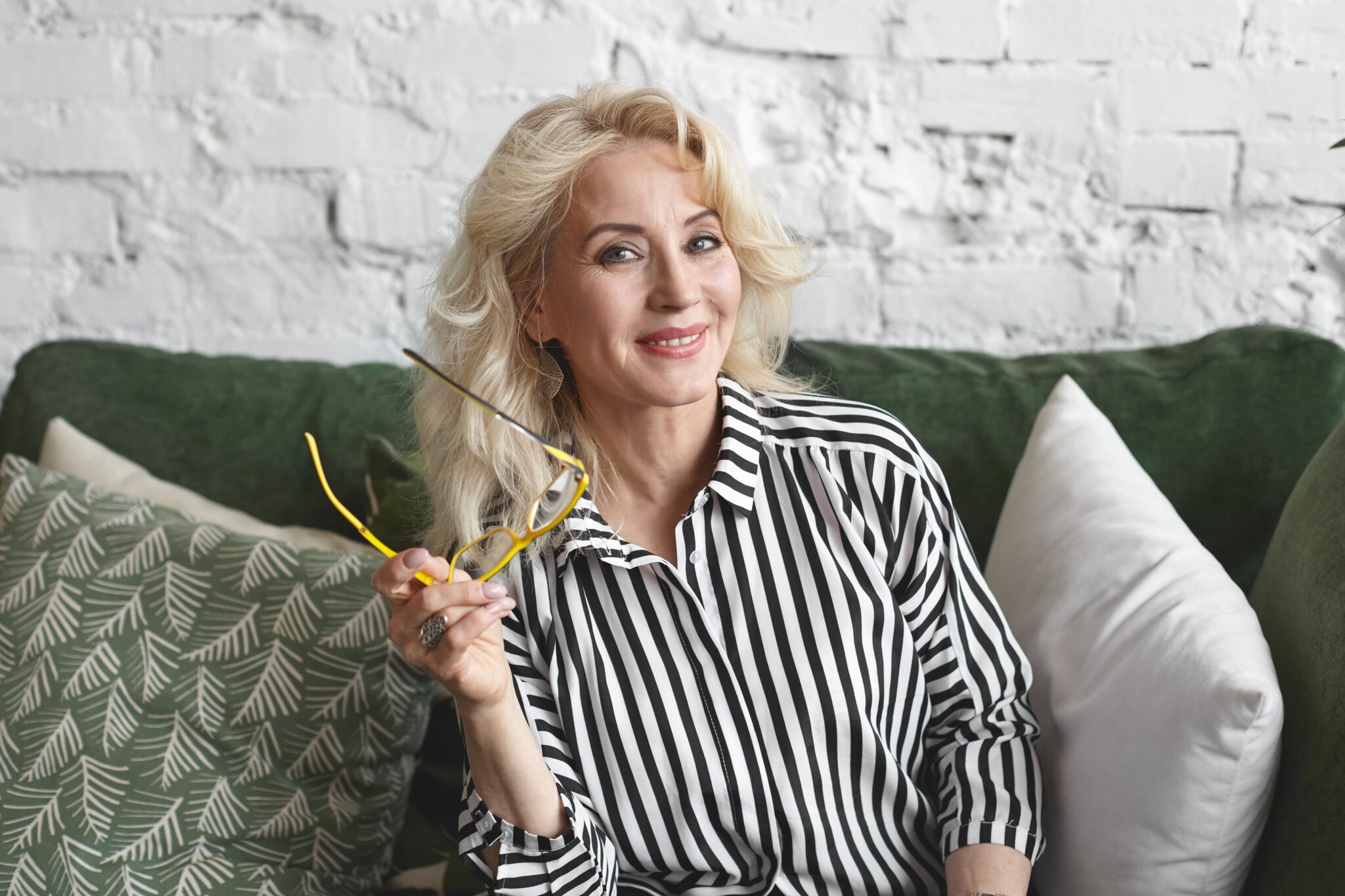 Most Loved Short Hair for Women Over 60 | WestModern Clinic